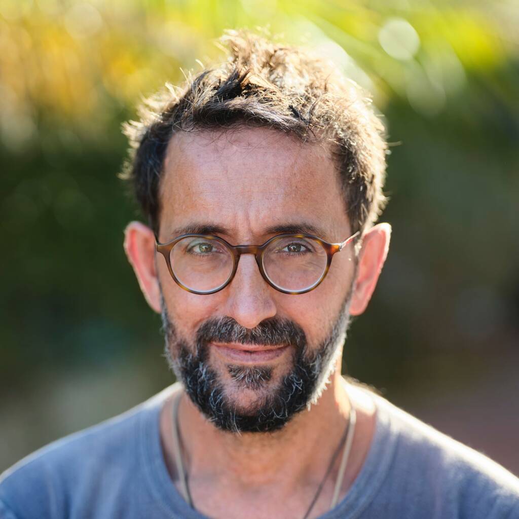 Nosotros - Lantha de Sol